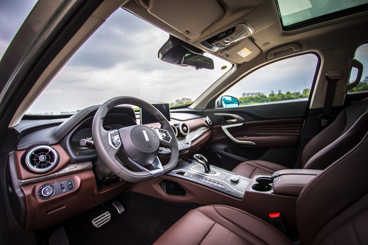 与奔驰GLC同场竞技 WEY VV7底气何在？ - 车型pk - 新湖南