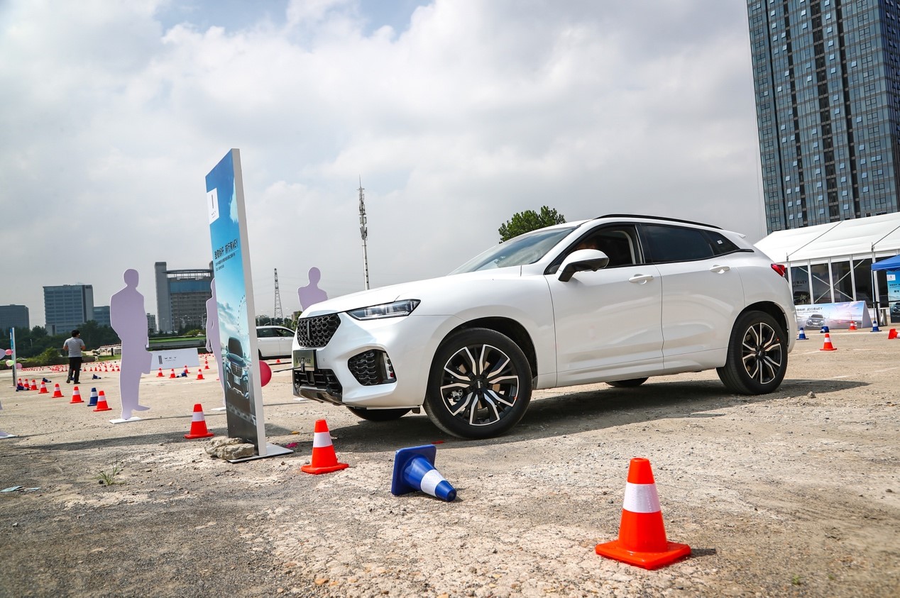 与奔驰GLC同场竞技 WEY VV7底气何在？ - 车型pk - 新湖南